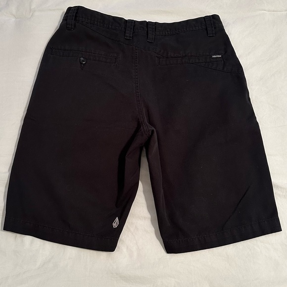 Volcom | Shorts | Volcom True To This Shorts M | Poshmark